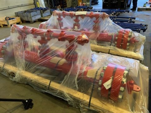 FCS' Offline Cementing Plug Containers - Fluid Control